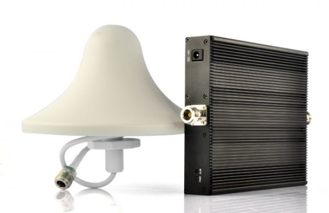 Cell Phone Signal Booster with Auto Level Control