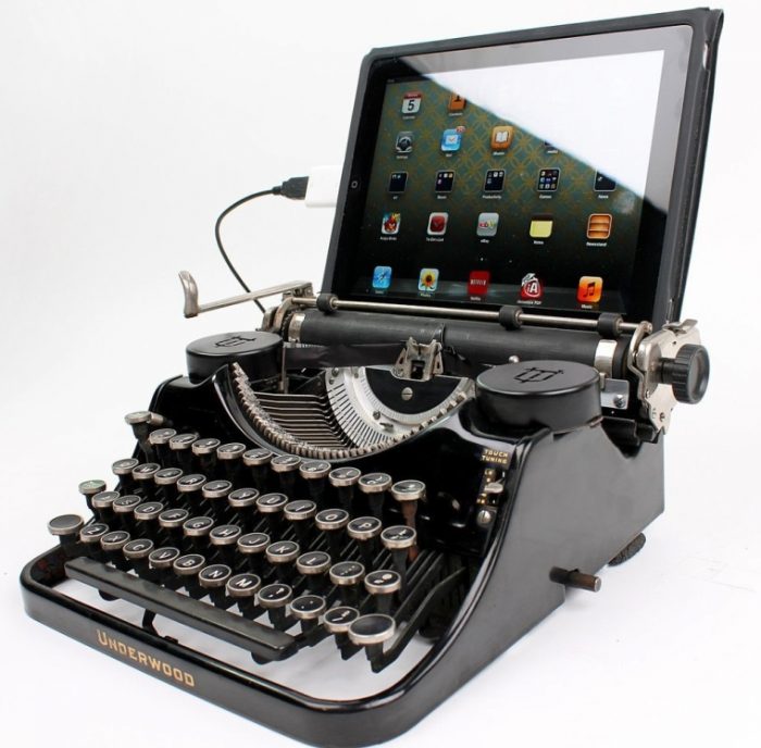USB Typewriter Computer Keyboard iPad Dock