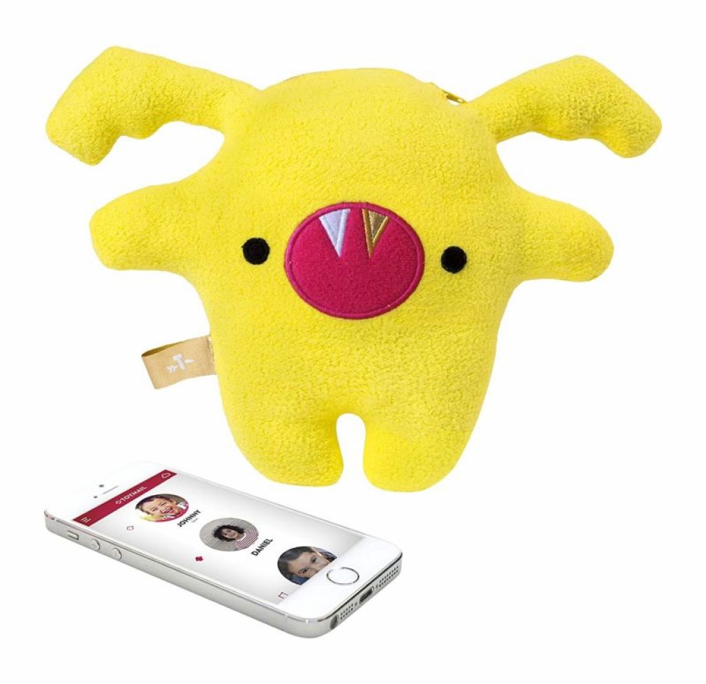 Toymail Talkie Bitsy a Bat, The safe and smart toy to voice message ...