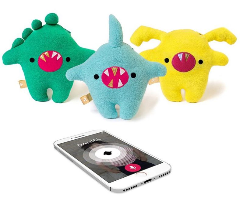 Voice chat smart toy lets kids stay connected to you