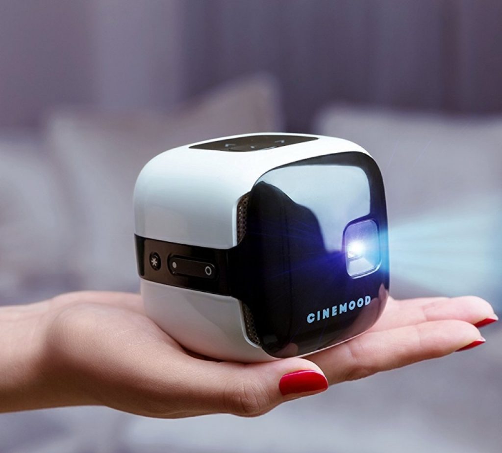 Smart Portable Cinema