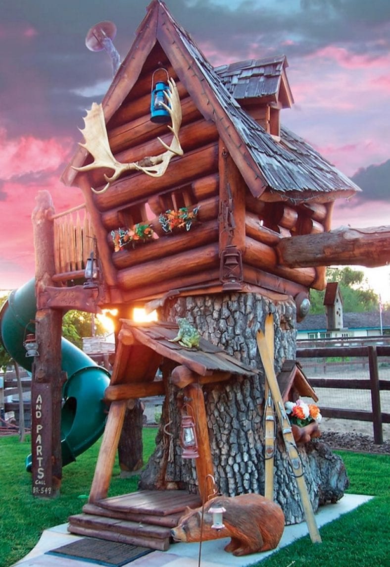 The Log Cabin Tree Lodge