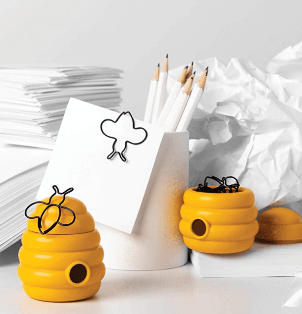 Busy Bees Paper Clips & Magnetic Container